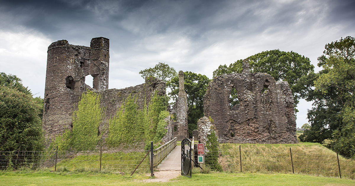 Grosmont Castle (Fortification, Monmouthshire, Wales)